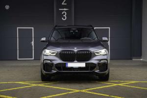 Pelēks BMW X5 2021 Viļņa, ar dzinēja tilpumu 2.99 L un nobraukumu 221 tūkst. km par 43950 €, foto 4 vietnē AUTOMOTO.COM.LV