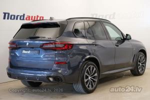 Pelēks BMW X5 2021 Tallina, ar dzinēja tilpumu 3.00 L un nobraukumu 124 tūkst. km par 49900 €, foto 2 vietnē AUTOMOTO.COM.LV