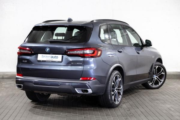 Pelēks BMW X5 2021 Viļņa, ar dzinēja tilpumu 3.00 L un nobraukumu 52 tūkst. km par 49991 €, foto 10 vietnē AUTOMOTO.COM.LV