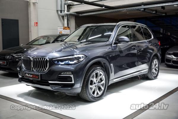 Pelēks BMW X5 2021 Tallina, ar dzinēja tilpumu 3.00 L un nobraukumu 167 tūkst. km par 44800 €, foto 3 vietnē AUTOMOTO.COM.LV