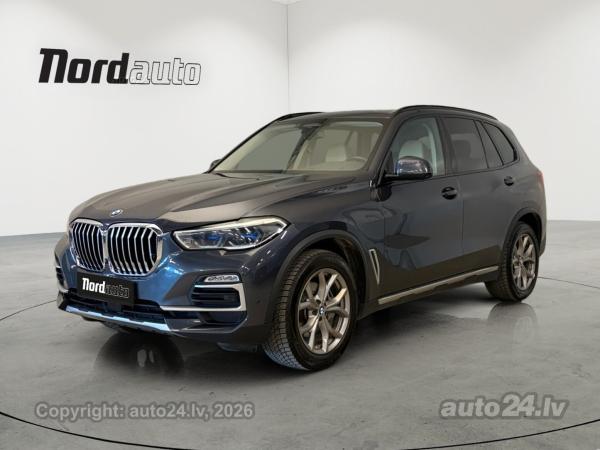 Pelēks BMW X5 2021 Tallina, ar dzinēja tilpumu 3.00 L un nobraukumu 149 tūkst. km par 44900 €, foto 1 vietnē AUTOMOTO.COM.LV
