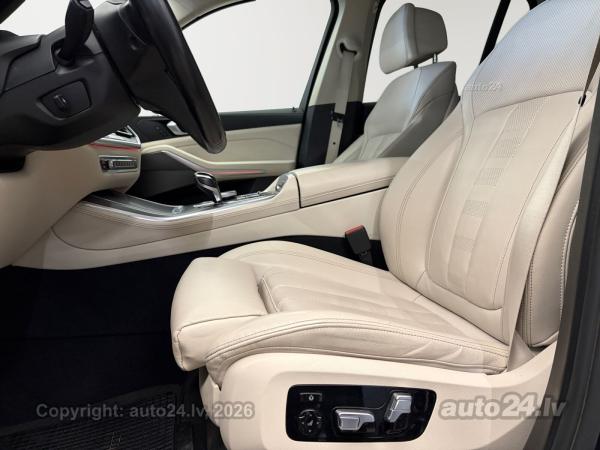 Pelēks BMW X5 2021 Tallina, ar dzinēja tilpumu 3.00 L un nobraukumu 149 tūkst. km par 44900 €, foto 5 vietnē AUTOMOTO.COM.LV