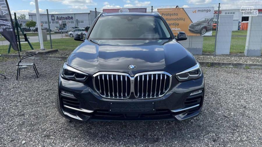 Pelēks BMW X5 2021 Marijampole, ar dzinēja tilpumu 3.00 L un nobraukumu 226 tūkst. km par 32500 €, foto 4 vietnē AUTOMOTO.COM.LV