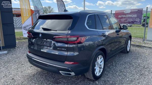 Grey BMW X5 2021 in Marijampole, with an engine capacity of 3.00 L and mileage of 226 thousand km for 32500 €, photo 7 on AUTOMOTO.COM.LV