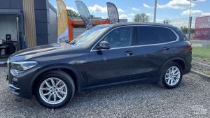 Pelēks BMW X5 2021 Marijampole, ar dzinēja tilpumu 3.00 L un nobraukumu 226 tūkst. km par 32500 €, foto 10 vietnē AUTOMOTO.COM.LV