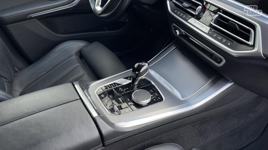 Pelēks BMW X5 2021 Marijampole, ar dzinēja tilpumu 3.00 L un nobraukumu 226 tūkst. km par 32500 €, foto 11 vietnē AUTOMOTO.COM.LV