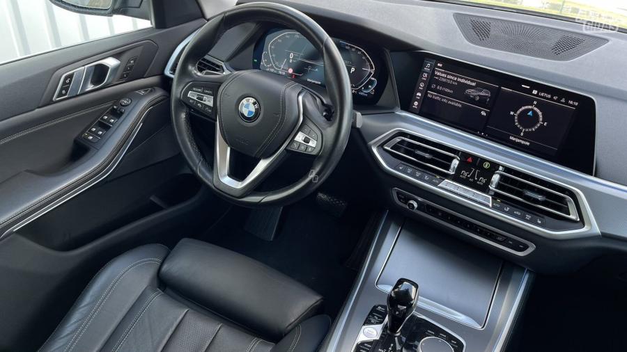 Pelēks BMW X5 2021 Marijampole, ar dzinēja tilpumu 3.00 L un nobraukumu 226 tūkst. km par 32500 €, foto 14 vietnē AUTOMOTO.COM.LV