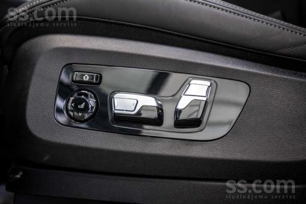 Pelēks BMW X5 2021 Tukums, ar dzinēja tilpumu 3.00 L un nobraukumu 0 tūkst. km par 58777 €, foto 10 vietnē AUTOMOTO.COM.LV