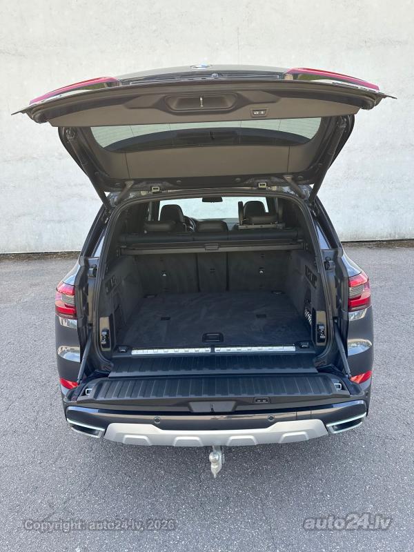 Grey BMW X5 2021 in Tallinn, with an engine capacity of 3.00 L and mileage of 92 thousand km for 51500 €, photo 7 on AUTOMOTO.COM.LV