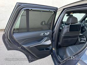 Pelēks BMW X5 2021 Tallina, ar dzinēja tilpumu 3.00 L un nobraukumu 92 tūkst. km par 51500 €, foto 15 vietnē AUTOMOTO.COM.LV