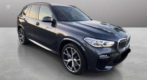 Pelēks BMW X5 2021 Viļņa, ar dzinēja tilpumu 3.00 L un nobraukumu 108 tūkst. km par 59500 €, foto 3 vietnē AUTOMOTO.COM.LV