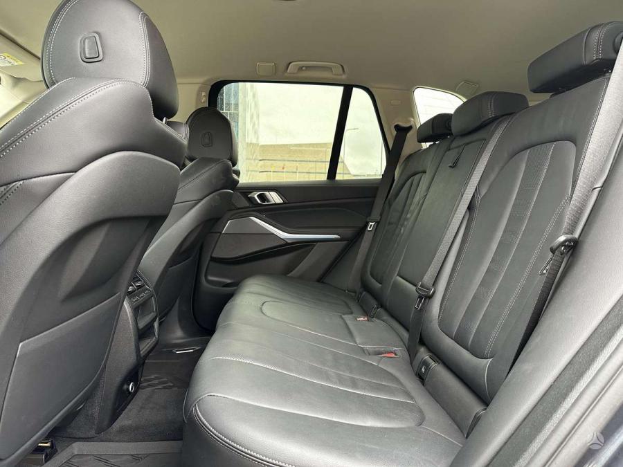 Pelēks BMW X5 2021 Viļņa, ar dzinēja tilpumu 3.00 L un nobraukumu 149 tūkst. km par 41899 €, foto 12 vietnē AUTOMOTO.COM.LV