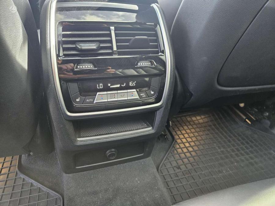 Pelēks BMW X5 2021 Šauļi, ar dzinēja tilpumu 3.00 L un nobraukumu 268 tūkst. km par 33900 €, foto 10 vietnē AUTOMOTO.COM.LV