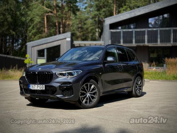 Grey BMW X5 2022 in Tallinn, with an engine capacity of 3.00 L and mileage of 66 thousand km for 60999 €, photo 1 on AUTOMOTO.COM.LV
