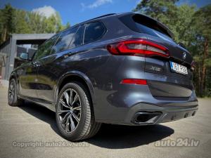 Grey BMW X5 2022 in Tallinn, with an engine capacity of 3.00 L and mileage of 66 thousand km for 60999 €, photo 10 on AUTOMOTO.COM.LV