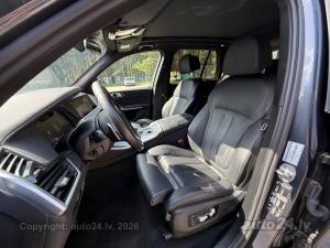 Grey BMW X5 2022 in Tallinn, with an engine capacity of 3.00 L and mileage of 66 thousand km for 60999 €, photo 19 on AUTOMOTO.COM.LV