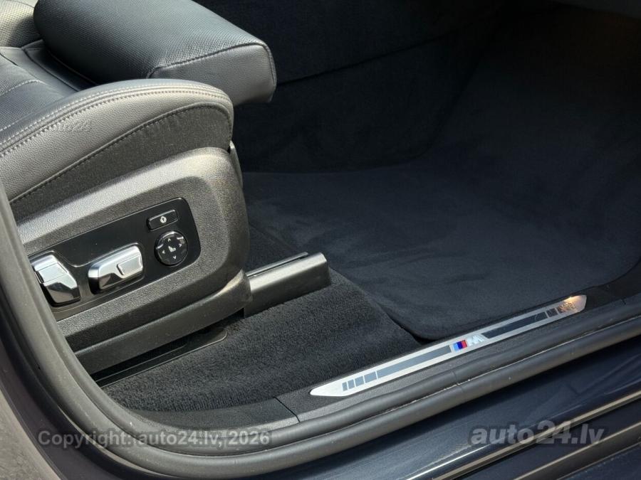 Grey BMW X5 2022 in Tallinn, with an engine capacity of 3.00 L and mileage of 66 thousand km for 60999 €, photo 23 on AUTOMOTO.COM.LV