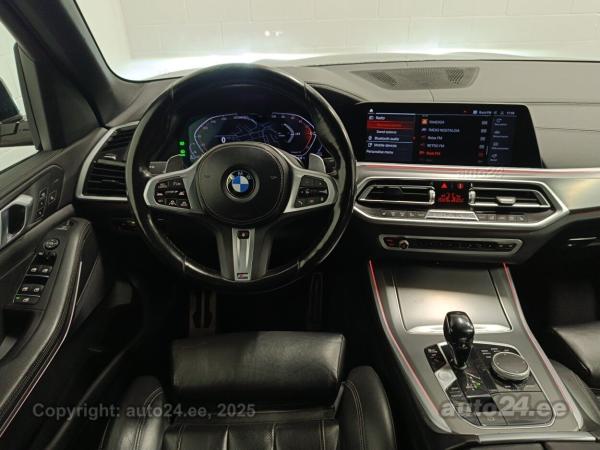 Grey BMW X5 2022 in Tallinn, with an engine capacity of 3.00 L and mileage of 152 thousand km for 52995 €, photo 11 on AUTOMOTO.COM.LV