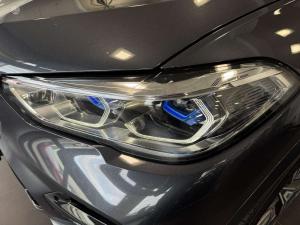 Pelēks BMW X5 2022 Viļņa, ar dzinēja tilpumu 3.00 L un nobraukumu 164 tūkst. km par 49777 €, foto 7 vietnē AUTOMOTO.COM.LV
