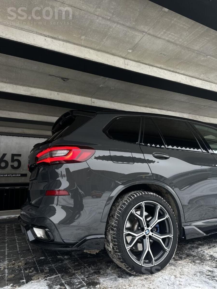 Pelēks BMW X5 2022 Rīga, ar dzinēja tilpumu 3.00 L un nobraukumu 152 tūkst. km par 55500 €, foto 18 vietnē AUTOMOTO.COM.LV
