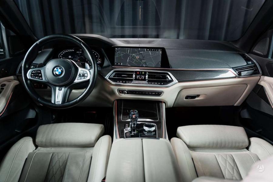 Pelēks BMW X5 2022 Viļņa, ar dzinēja tilpumu 4.39 L un nobraukumu 90 tūkst. km par 54999 €, foto 26 vietnē AUTOMOTO.COM.LV