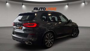 Pelēks BMW X5 2022 Viļņa, ar dzinēja tilpumu 3.00 L un nobraukumu 164 tūkst. km par 48888 €, foto 5 vietnē AUTOMOTO.COM.LV