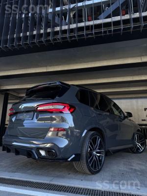 Pelēks BMW X5 2022 Rīga, ar dzinēja tilpumu 3.00 L un nobraukumu 157 tūkst. km par 53990 €, foto 4 vietnē AUTOMOTO.COM.LV