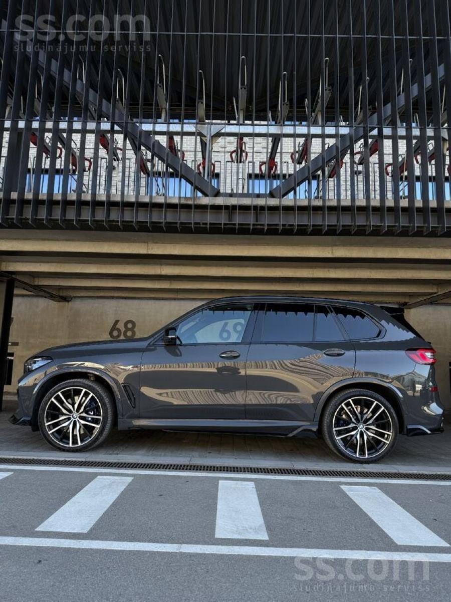 Pelēks BMW X5 2022 Rīga, ar dzinēja tilpumu 3.00 L un nobraukumu 157 tūkst. km par 53990 €, foto 15 vietnē AUTOMOTO.COM.LV