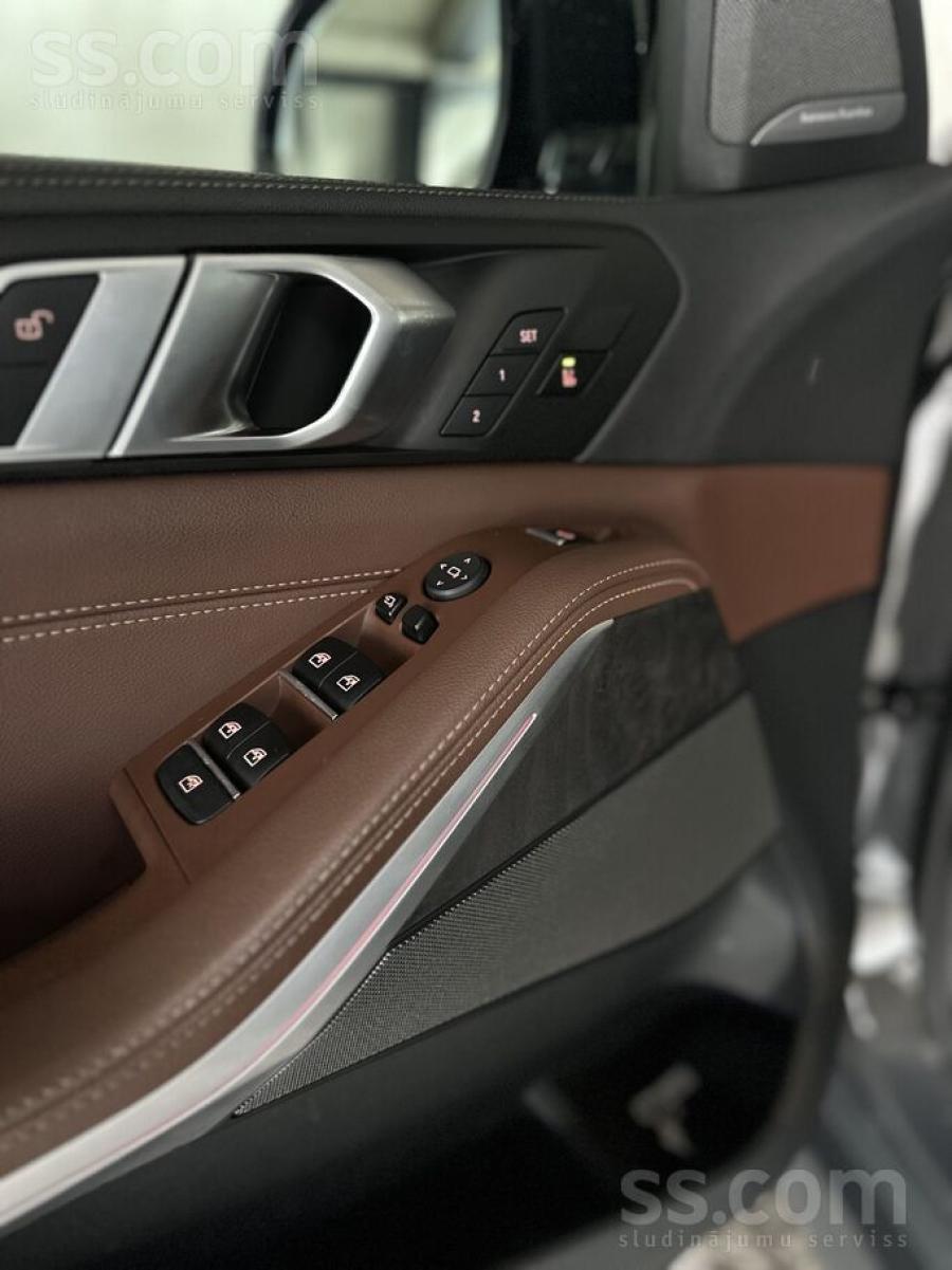 Pelēks BMW X5 2022 Rīga, ar dzinēja tilpumu 3.00 L un nobraukumu 157 tūkst. km par 53990 €, foto 21 vietnē AUTOMOTO.COM.LV