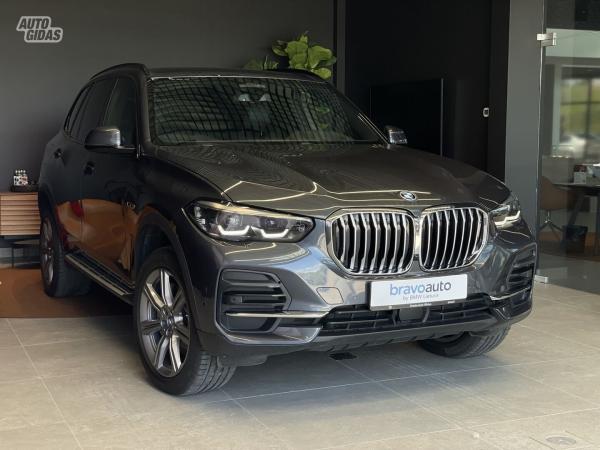 Pelēks BMW X5 2022 Klaipėda, ar dzinēja tilpumu 3.00 L un nobraukumu 72 tūkst. km par 49991 €, foto 3 vietnē AUTOMOTO.COM.LV