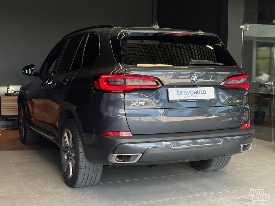 Pelēks BMW X5 2022 Klaipėda, ar dzinēja tilpumu 3.00 L un nobraukumu 72 tūkst. km par 49991 €, foto 7 vietnē AUTOMOTO.COM.LV