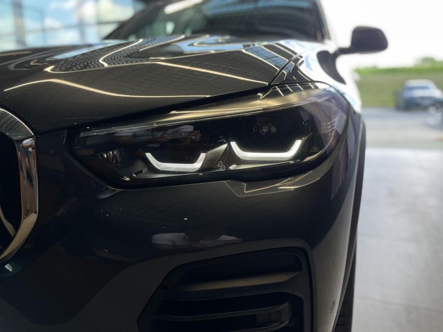 Pelēks BMW X5 2022 Klaipėda, ar dzinēja tilpumu 3.00 L un nobraukumu 72 tūkst. km par 49991 €, foto 9 vietnē AUTOMOTO.COM.LV