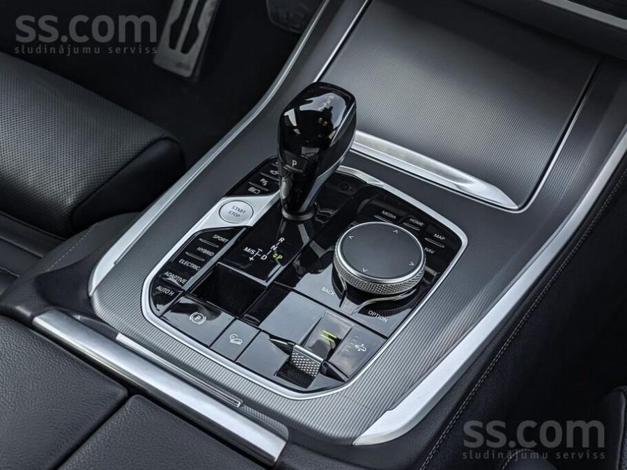 Pelēks BMW X5 2022 Tukums, ar dzinēja tilpumu 3.00 L un nobraukumu 125 tūkst. km par 49990 €, foto 14 vietnē AUTOMOTO.COM.LV
