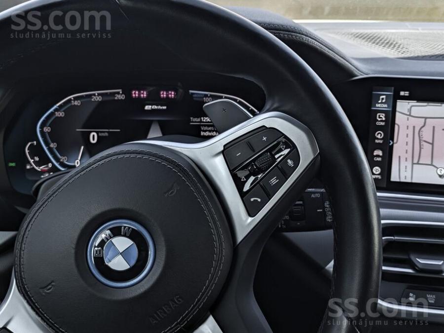 Pelēks BMW X5 2022 Tukums, ar dzinēja tilpumu 3.00 L un nobraukumu 125 tūkst. km par 49990 €, foto 28 vietnē AUTOMOTO.COM.LV