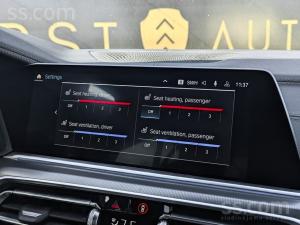 Pelēks BMW X5 2022 Tukums, ar dzinēja tilpumu 3.00 L un nobraukumu 125 tūkst. km par 49990 €, foto 30 vietnē AUTOMOTO.COM.LV