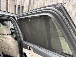 Grey BMW X5 2022 in Riga, with an engine capacity of 3.00 L and mileage of 107 thousand km for 54550 €, photo 28 on AUTOMOTO.COM.LV