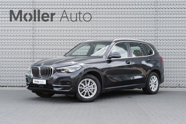 Pelēks BMW X5 2022 Mārupe, ar dzinēja tilpumu 3.00 L un nobraukumu 0 tūkst. km par 37550 €, foto 1 vietnē AUTOMOTO.COM.LV