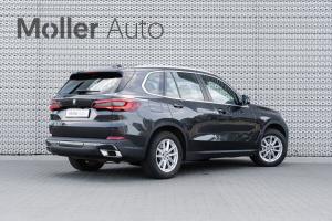 Grey BMW X5 2022 in Marupe, with an engine capacity of 3.00 L and mileage of 99 thousand km for 37550 €, photo 5 on AUTOMOTO.COM.LV