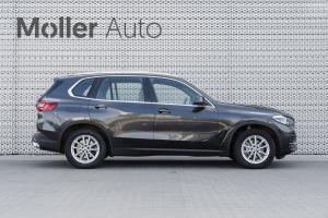 Grey BMW X5 2022 in Marupe, with an engine capacity of 3.00 L and mileage of 99 thousand km for 37550 €, photo 6 on AUTOMOTO.COM.LV