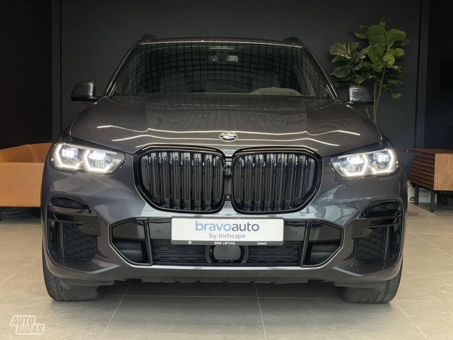 Pelēks BMW X5 2022 Klaipėda, ar dzinēja tilpumu 3.00 L un nobraukumu 113 tūkst. km par 57223 €, foto 3 vietnē AUTOMOTO.COM.LV
