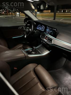 Pelēks BMW X5 2022 Rīga, ar dzinēja tilpumu 3.00 L un nobraukumu 105 tūkst. km par 36950 €, foto 9 vietnē AUTOMOTO.COM.LV