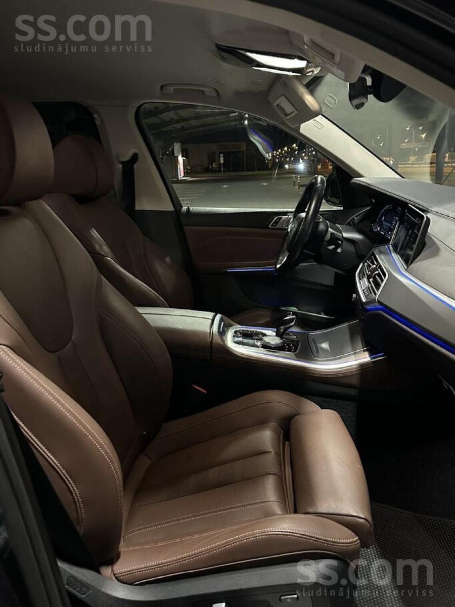 Pelēks BMW X5 2022 Rīga, ar dzinēja tilpumu 3.00 L un nobraukumu 105 tūkst. km par 36950 €, foto 22 vietnē AUTOMOTO.COM.LV