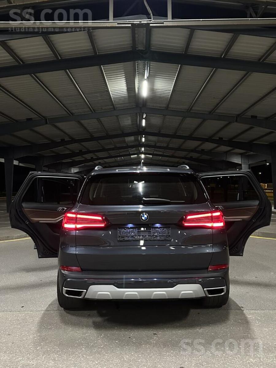 Pelēks BMW X5 2022 Rīga, ar dzinēja tilpumu 3.00 L un nobraukumu 105 tūkst. km par 36950 €, foto 25 vietnē AUTOMOTO.COM.LV