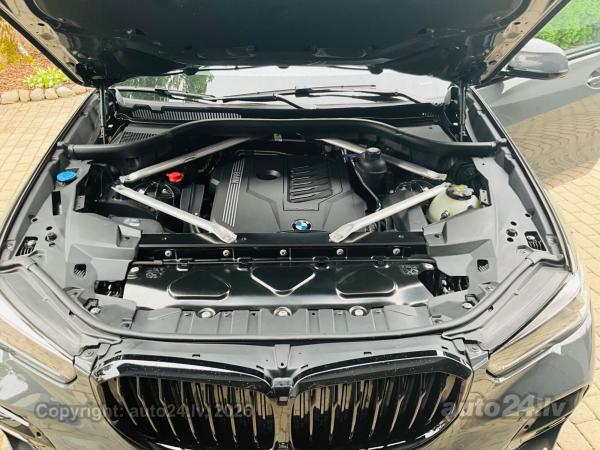 Pelēks BMW X5 2022 Rīga, ar dzinēja tilpumu 3.00 L un nobraukumu 52 tūkst. km par 55000 €, foto 9 vietnē AUTOMOTO.COM.LV