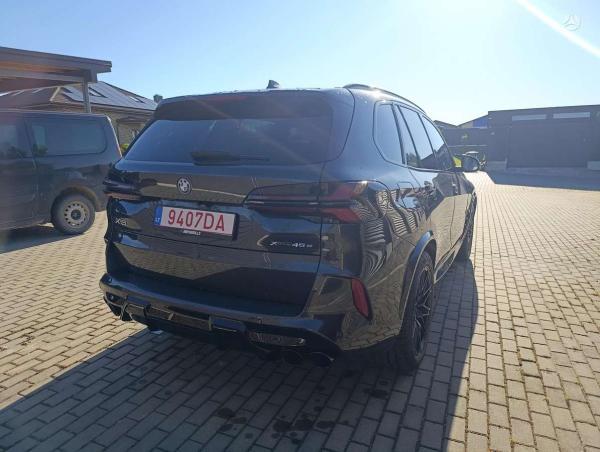 Grey BMW X5 2022 in Vilnius, with an engine capacity of 0.00 L and mileage of 8 thousand km for 53500 €, photo 6 on AUTOMOTO.COM.LV