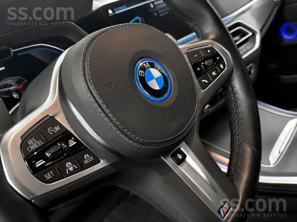 Grey BMW X5 2022 in Riga, with an engine capacity of 3.00 L and mileage of 96 thousand km for 56900 €, photo 10 on AUTOMOTO.COM.LV