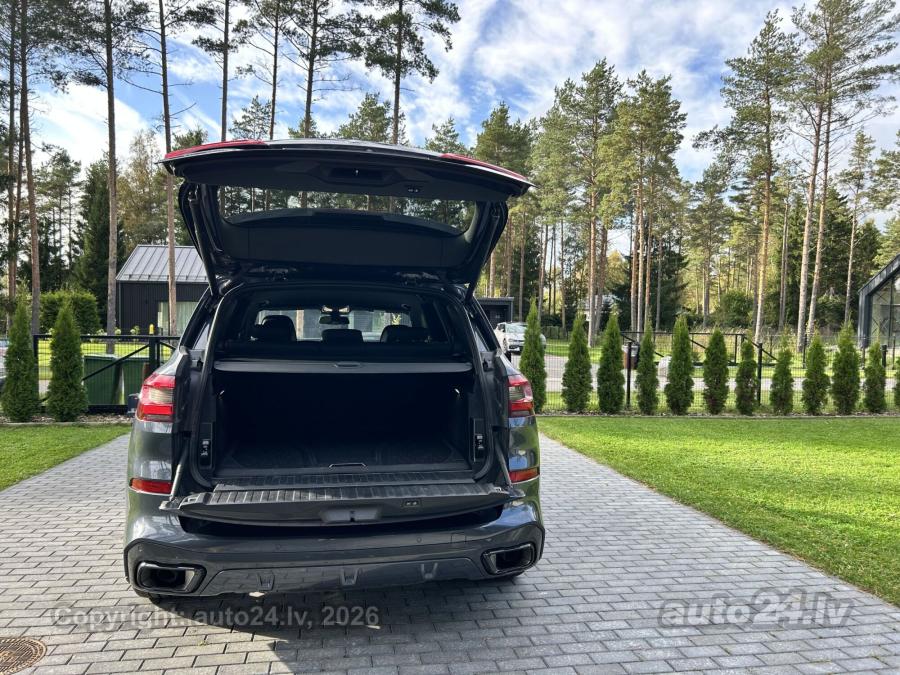 Серый БМВ Х5 2022 в Таллин, объемом двигателя 3.00 л и пробегом 105 тыс. км за 54500 €, фото 6 на AUTOMOTO.COM.LV