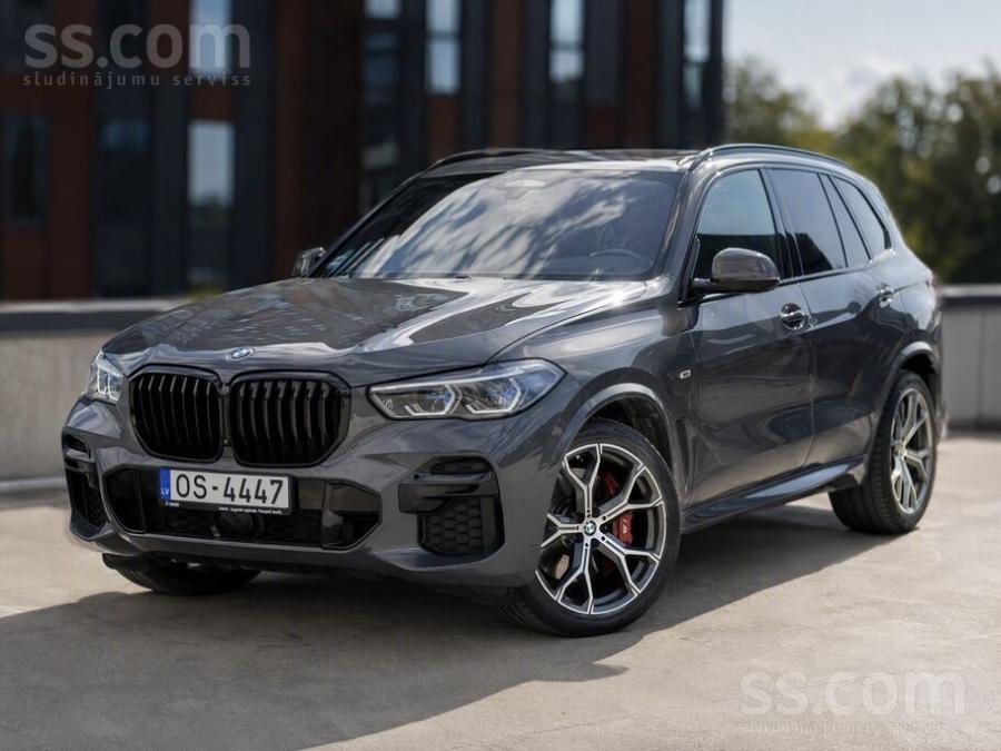 Pelēks BMW X5 2022 Rīga, ar dzinēja tilpumu 3.00 L un nobraukumu 134 tūkst. km par 50990 €, foto 4 vietnē AUTOMOTO.COM.LV