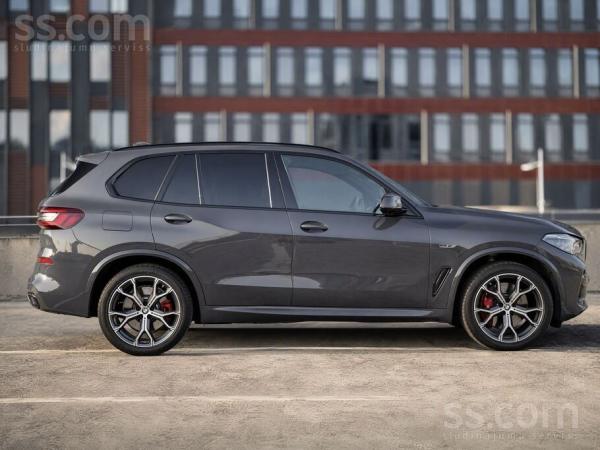 Pelēks BMW X5 2022 Rīga, ar dzinēja tilpumu 3.00 L un nobraukumu 134 tūkst. km par 50990 €, foto 7 vietnē AUTOMOTO.COM.LV