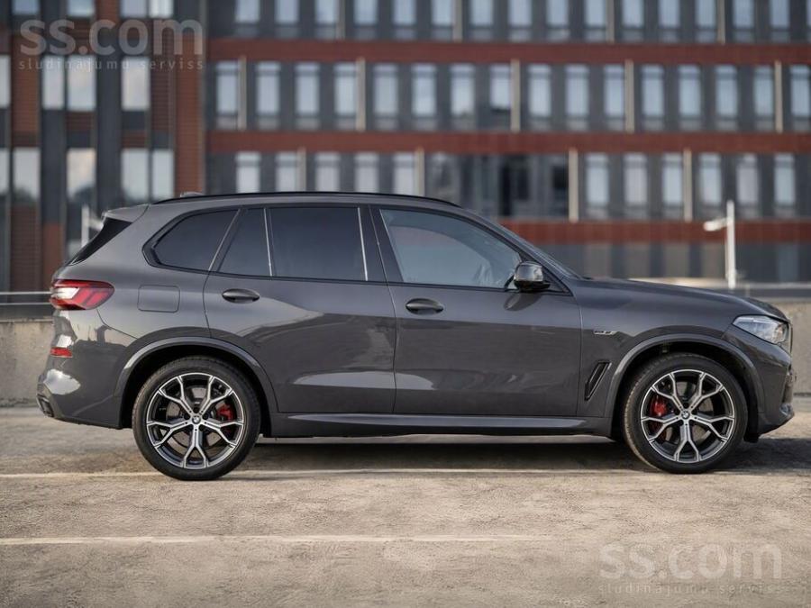 Pelēks BMW X5 2022 Rīga, ar dzinēja tilpumu 3.00 L un nobraukumu 134 tūkst. km par 50990 €, foto 7 vietnē AUTOMOTO.COM.LV